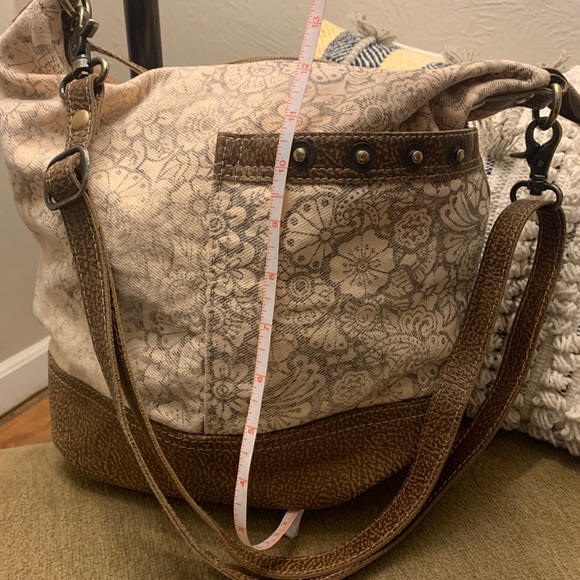 Myra Bag | Bags | Myra Boho Brown Leather Floral Print Crossbody Canvas ...